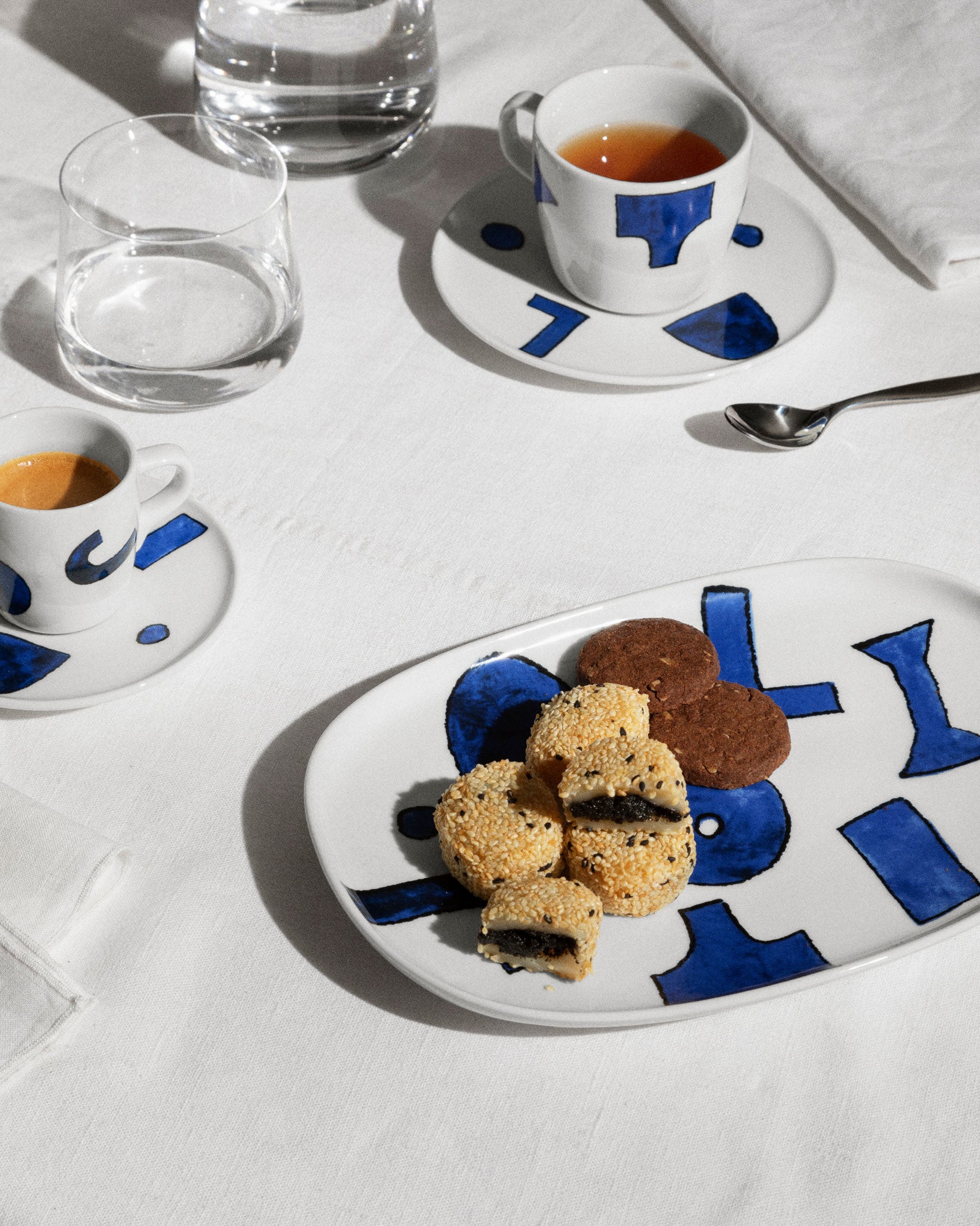 Itsumo - Yunoki ware: Oval serving plate by Naoto Fukasawa | Alessi