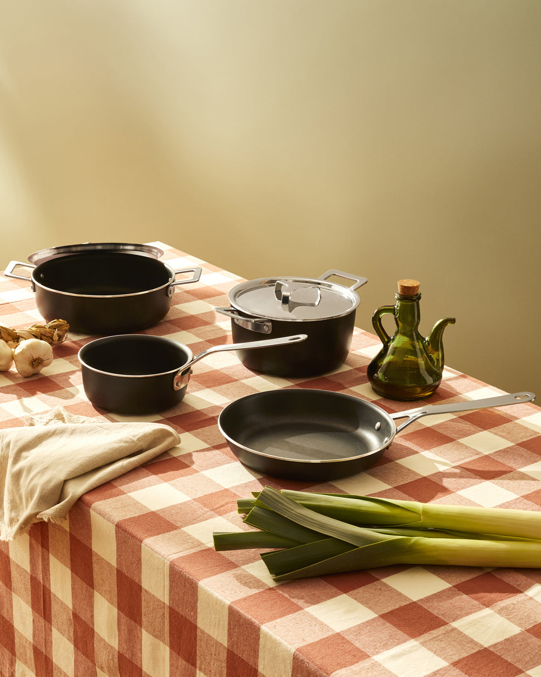 Pots&Pans - Deep frying pan – Alessi USA Inc