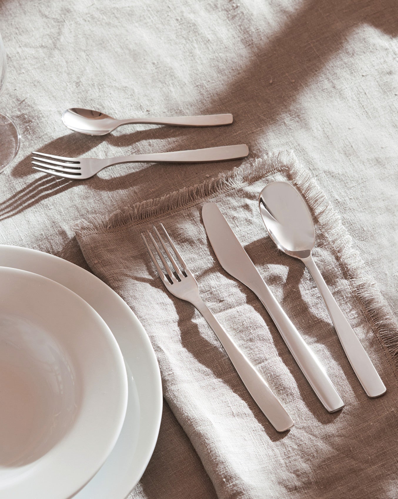 KnifeForkSpoon Cutlery Set 24 Pieces By Jasper Morrison | Alessi