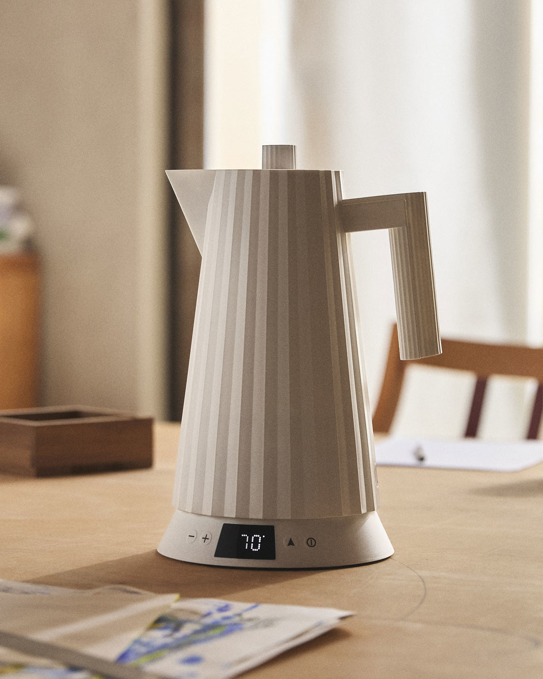 Plissé - Electric citrus-squeezer. US plug