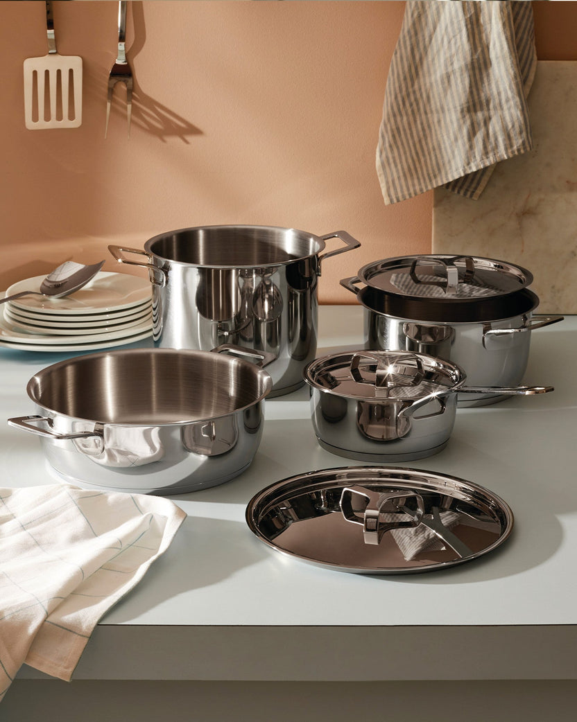 Pots&Pans Black Frying Pan | Alessi