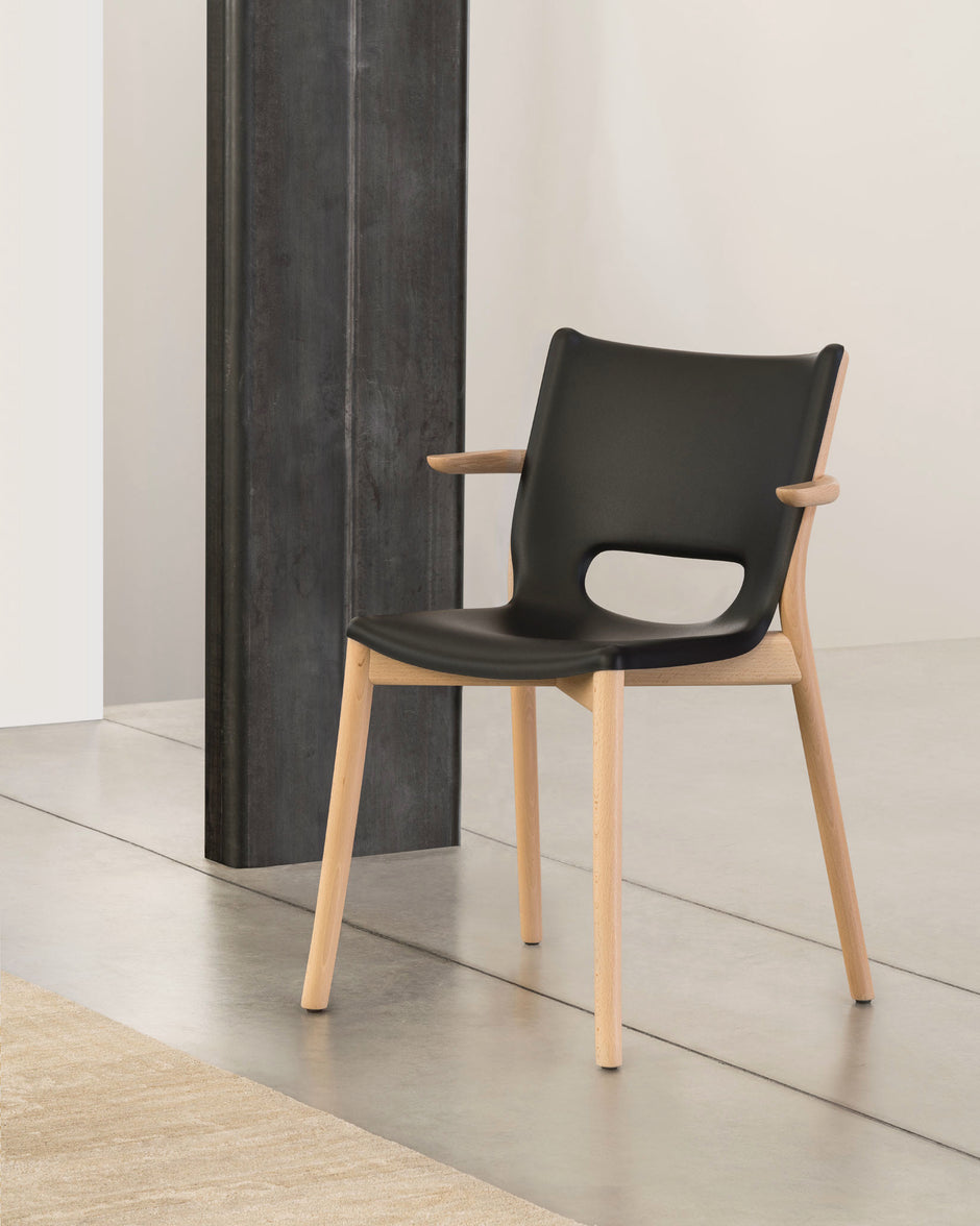 Poêle Collection - Monoshell chair – Alessi USA Inc